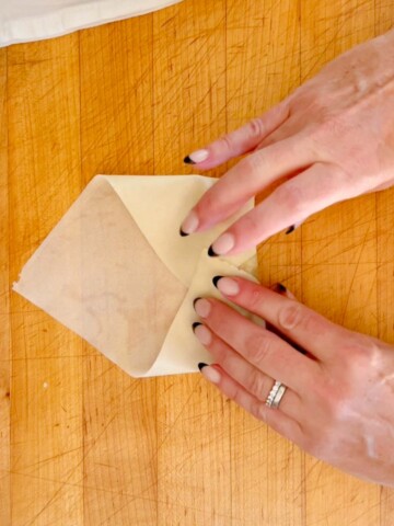 Lumpia Recipe - Foodology Geek