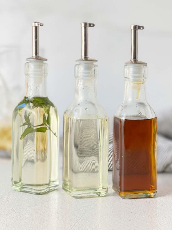 Simple Syrup - Perfect For Cocktails! - Foodology Geek