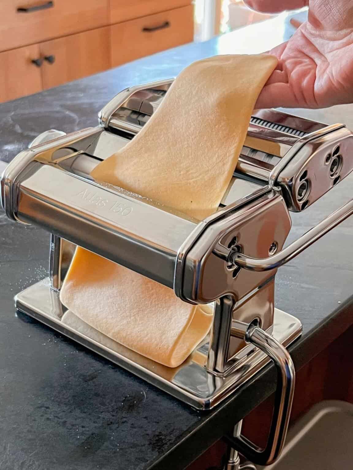 Homemade Pasta Recipe - So Easy!!! - Foodology Geek
