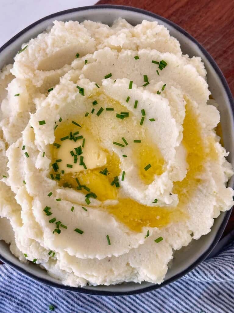 Cauliflower Mash - Foodology Geek